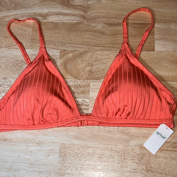 aerie | Swim | Medium Aerie Womens Ribbed Crossover Triangle Bikini Top ...